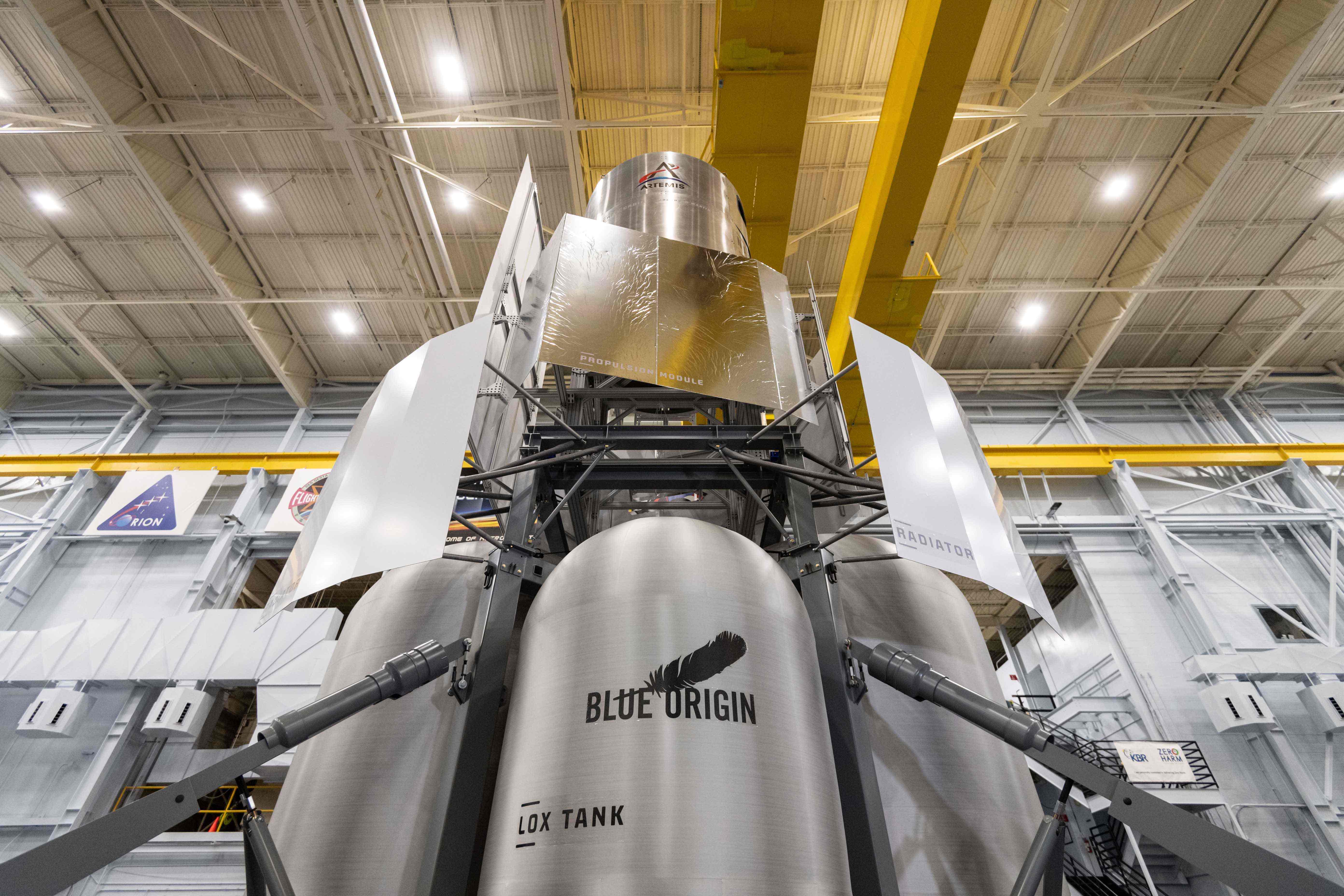 Blue Origin-Led National Team Delivers Lunar Lander Engineering Mockup ...